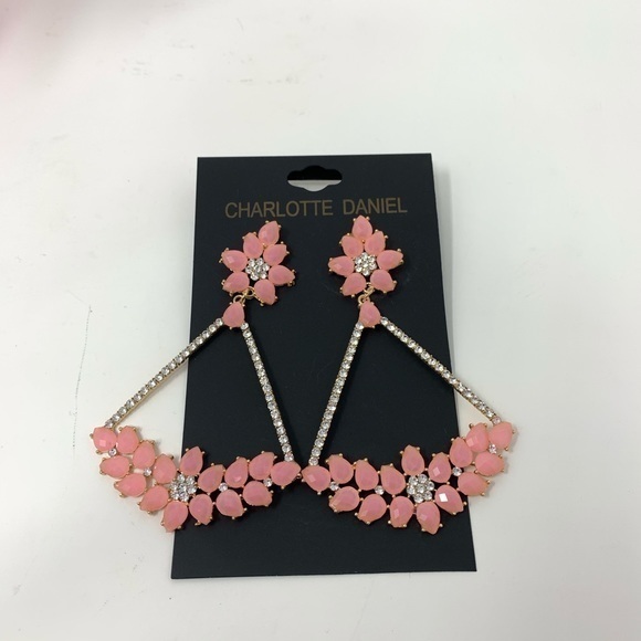 Charlotte Daniel | Jewelry | Charlotte Daniel Gold Pink Dangle Earrings ...